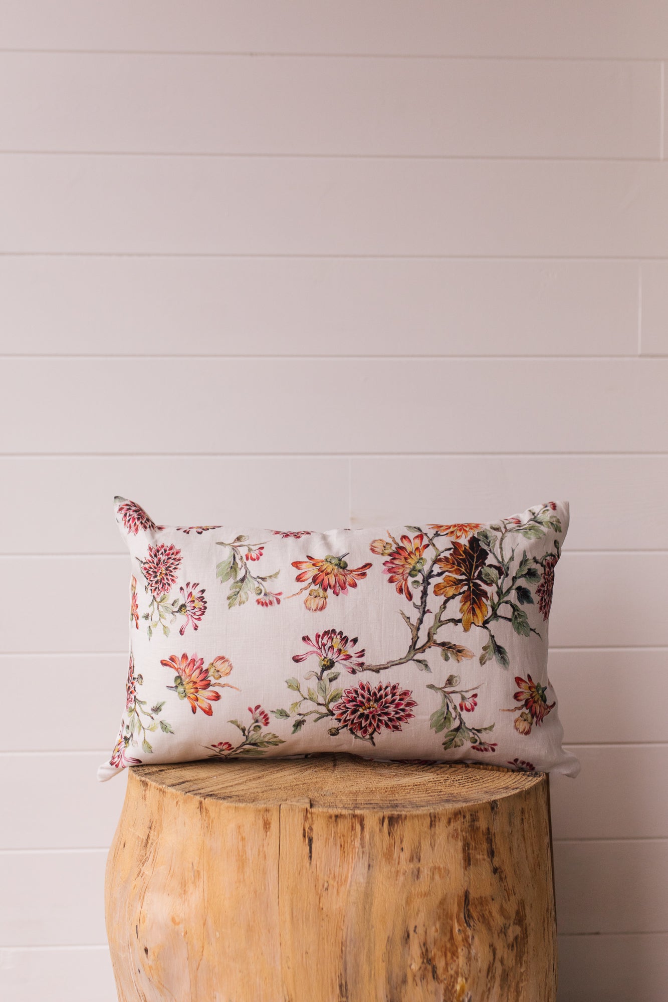 Dahlia cushion – La Maison Thomas